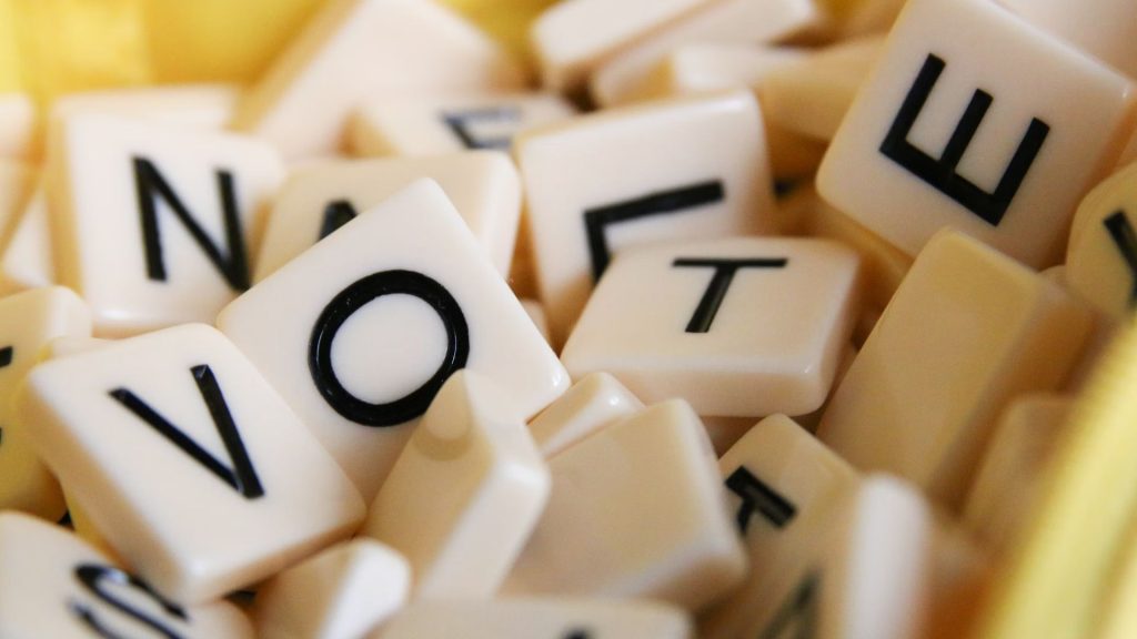 Early voting underway in Fulton County with weekend hours and drop boxes